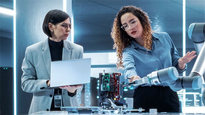 Global Thinking for Local Tech Success | Strategy& Middle East